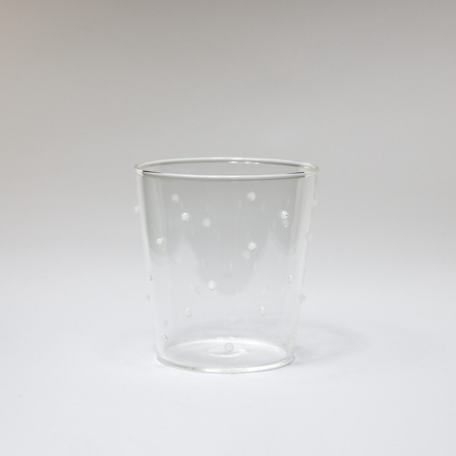 Venezia glas vita prickar - Olsson & Jensen
